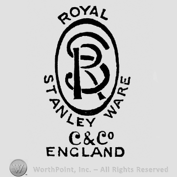 Mark with An oval shape, the monogram of letters | #128805