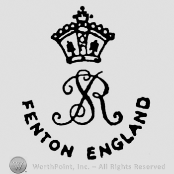 Mark with A crown, the monogram of letters "SR" | #139338