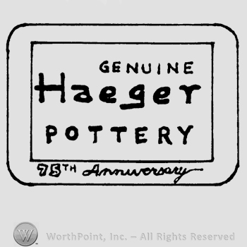 Mark with The text Genuine Haeger Pottery written | #151952
