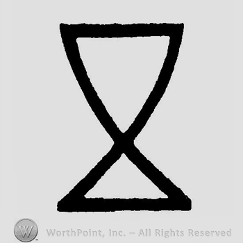 Mark with The shape of a glass or an hourglass | #155682