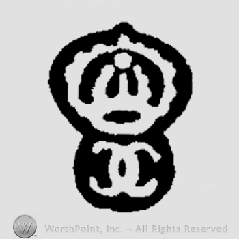 Mark with A double interlocking C under a crown | #162200