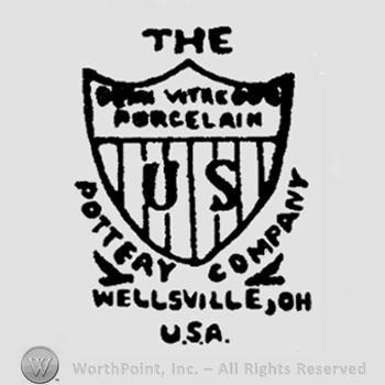 Mark with A shield and the text "The US Pottery | #16455