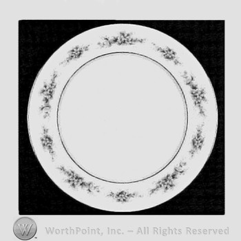 Mark with Dinnerware pattern : Melissa. | #331572