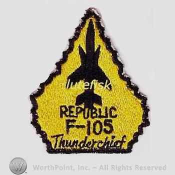 Mark with F-105 Thunderchief Arrowheads Patch : | #345093