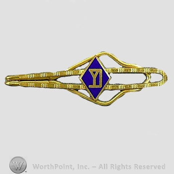 Mark with WWI Metal Insignia : 26th Yankee | #357412