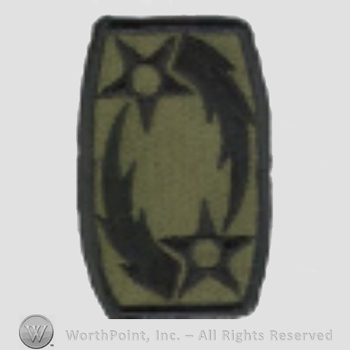 Mark with US Army Shoulder Sleeve Insignia: 69th | #377021