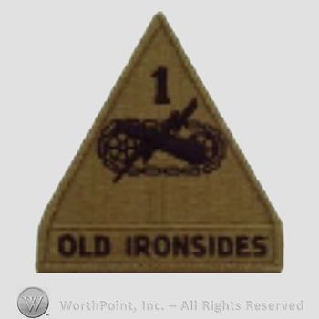 Mark with US Army Shoulder Sleeve Insignia: 1st | #377444