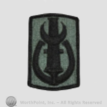 Mark with US Army Shoulder Sleeve Insignia: 151st | #377946