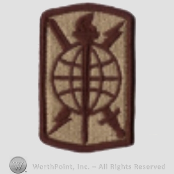 Mark with US Army Shoulder Sleeve Insignia: 500th | #378403