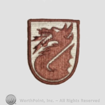 Mark with US Army Shoulder Sleeve Insignia: 5th | #378746