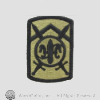 Mark with US Army Shoulder Sleeve Insignia: 501st | #379277