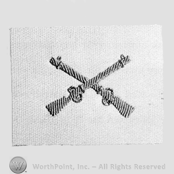 Mark with Insignia consisted of crossed rifles; | #394284
