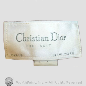 Mark with Clothing label : Christian Dior. | #402930