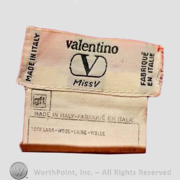 Mark with Clothing label : Valentino. | #403345