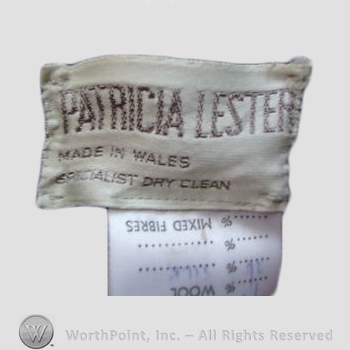 Mark with Clothing label : Patricia Lester. | #431803