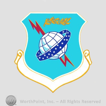 Mark with Heraldry: Teal shield containing a blue | #459255