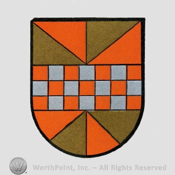 Mark with Heraldry: shield, triangles, chequered | #532609