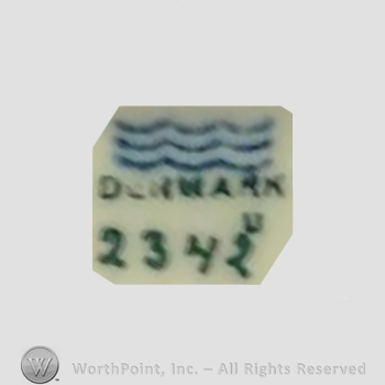 Mark with Waving lines the word "Denamark" and | #582154