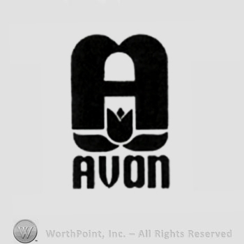 Mark with The text ''Avon'', a stylized letter | #627421