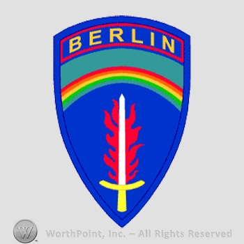 Mark with A shield with the text "BERLIN", a | #637219