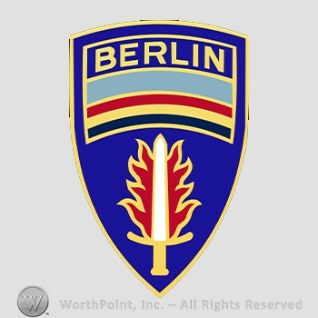 Mark with A shield with the text "BERLIN", a | #637221