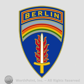 Mark with A shield with the text "BERLIN", a | #637222