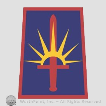 Mark with A trapezoid, a vertical sword and a | #637367