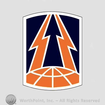 Mark with A rectangle arched at top and bottom, | #659563