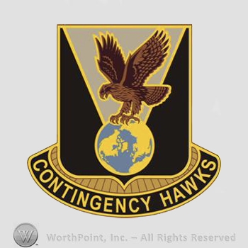 Mark with A shield, a hawk, a globe, a ribbon and | #680879