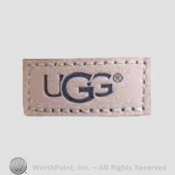 Mark with Clothing label and the word "UGG". | #681848