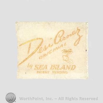 Mark with Clothing label: the text ''Desi arnaz | #699005
