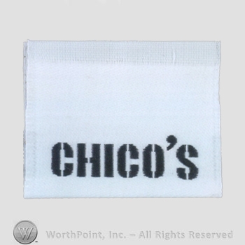 Mark with Closing label: the word ''CHICO'S''. | #700234