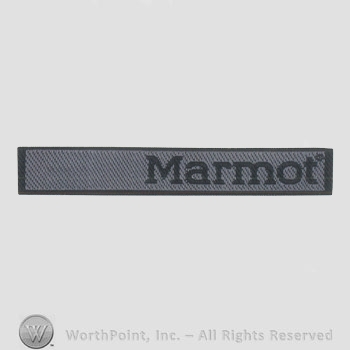 Mark with Closing label: the word ''Marmot'' | #700518