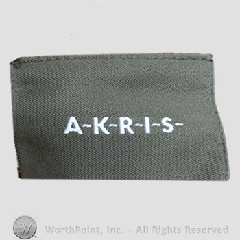 Mark with A label and the word "AKRIS". | #703317