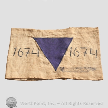 Mark with An armband with the number 1674 and a | #729380