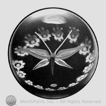 Mark with Glass Pattern: BUTTERFLY; paperweight. | #807594