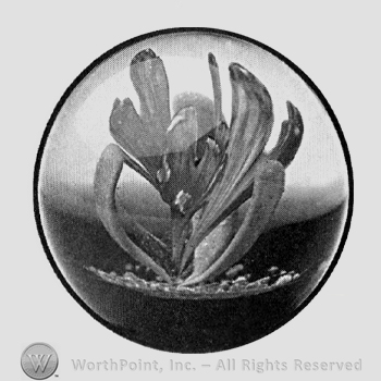 Mark with Glass Pattern: SPRINGTIME; paperweight. | #807764