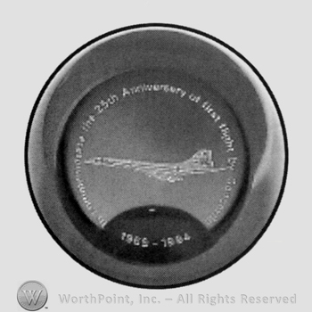 Mark with Glass Pattern: CONCORDE; paperweight. | #810928