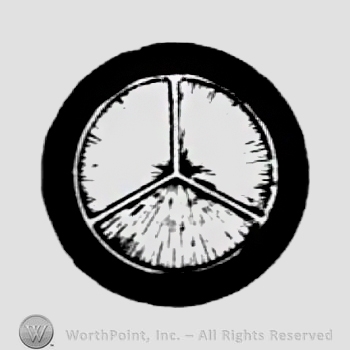 Mark with A three-pointed symbol and a circle. | #813145