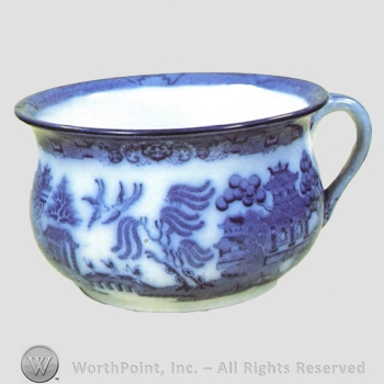 Mark with Flow Blue Pattern: WILLOW; chamber pot. | #863236