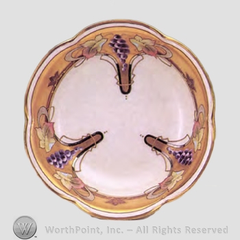 Mark with China Pattern: GRAPES IN PLATINUM AND | #868742