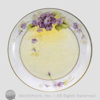 Mark with China Pattern: Cluster of violets on | #868857