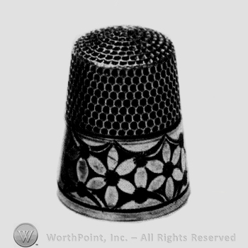 Mark with Silver Thimble: Abstract flower design, | #886703