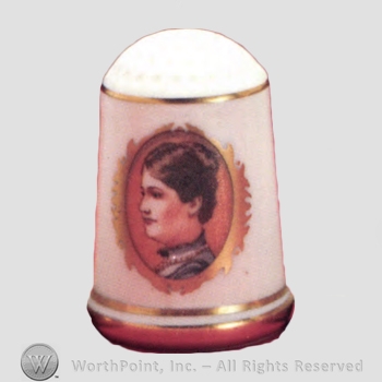 Mark with Bone China thimble: Mary Arthur | #888484