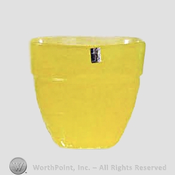 Mark with Glass Pattern: Unknown; flower pot. | #893640