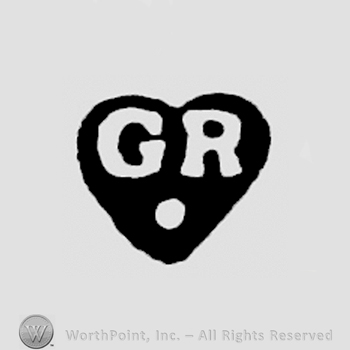 Mark with The letters "GR" and a heart shape. | #90328