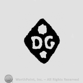 Mark with The letters "DG" and a diamond shape. | #90461