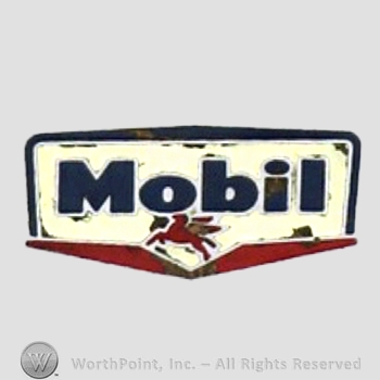 Mark with The word "Mobil" and a winged animal. | #907492
