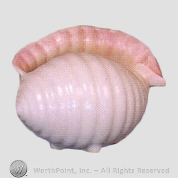 Mark with McCoy pottery pattern: Conch shell; | #927609