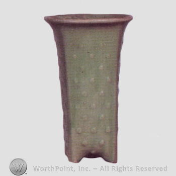 Mark with McCoy pottery pattern: Hobnail #1; | #927782